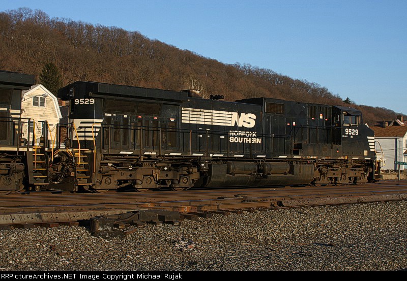 NS 9529
